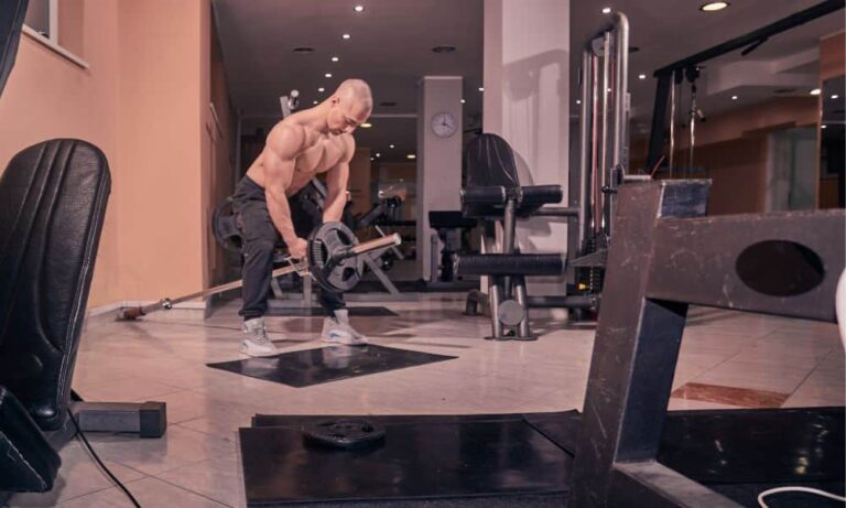 T-Bar Row Workout Guide – Lift Like a Bear!
