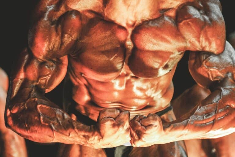 A Beginner's Guide to Bodybuilding Posing